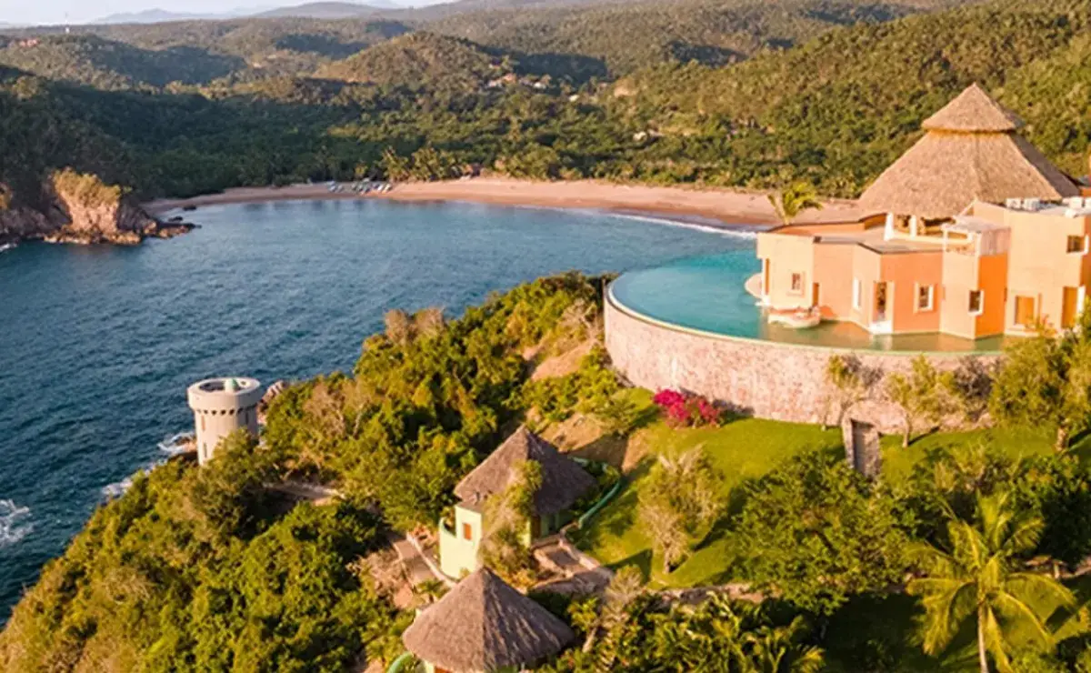 Playa Careyes: A luxury oasis and natural beauty in Jalisco