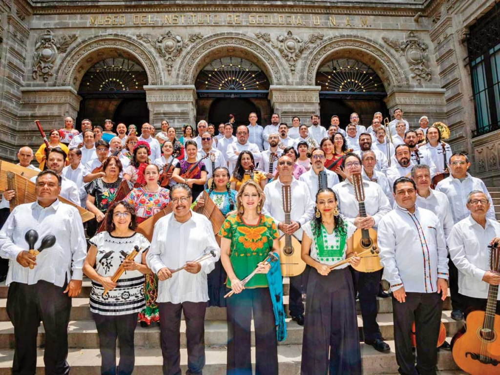 The CDMX Typical Orchestra celebrates 140 years between shortages and joy