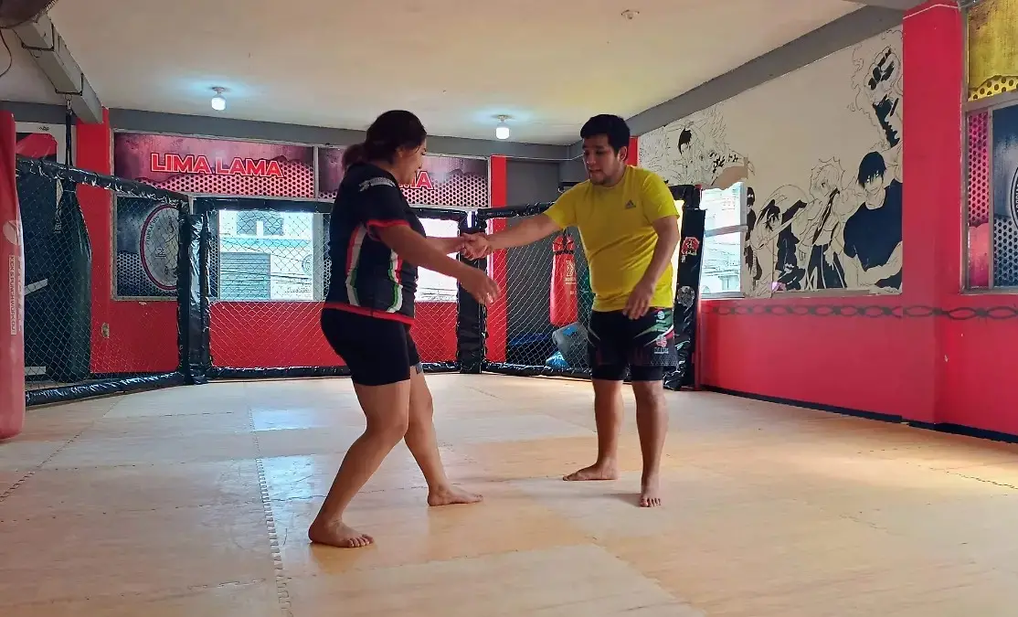 Karate school in Tampico offers free self-defense classes for women